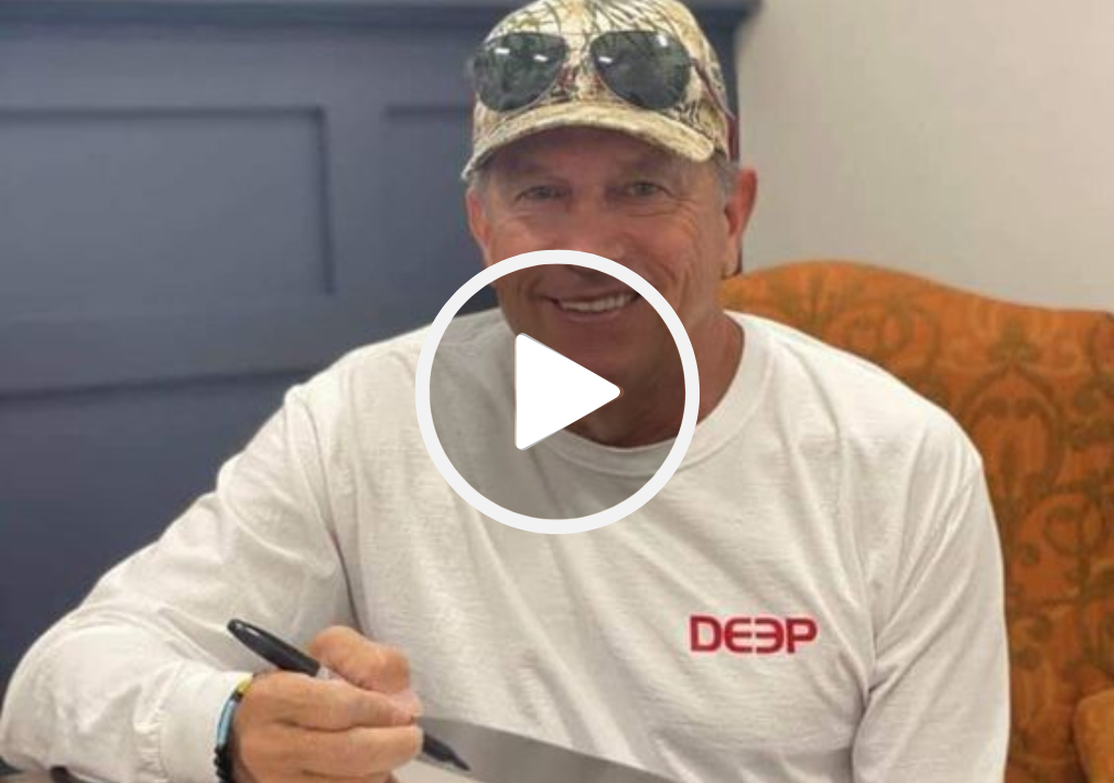 She'll Leave You With A Smile - Song by George Strait ...