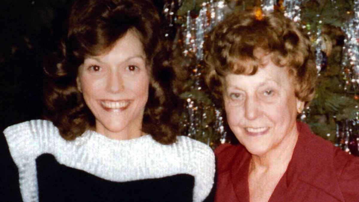 Sad news : At the age of 81, before her passing, Karen Carpenter's ...