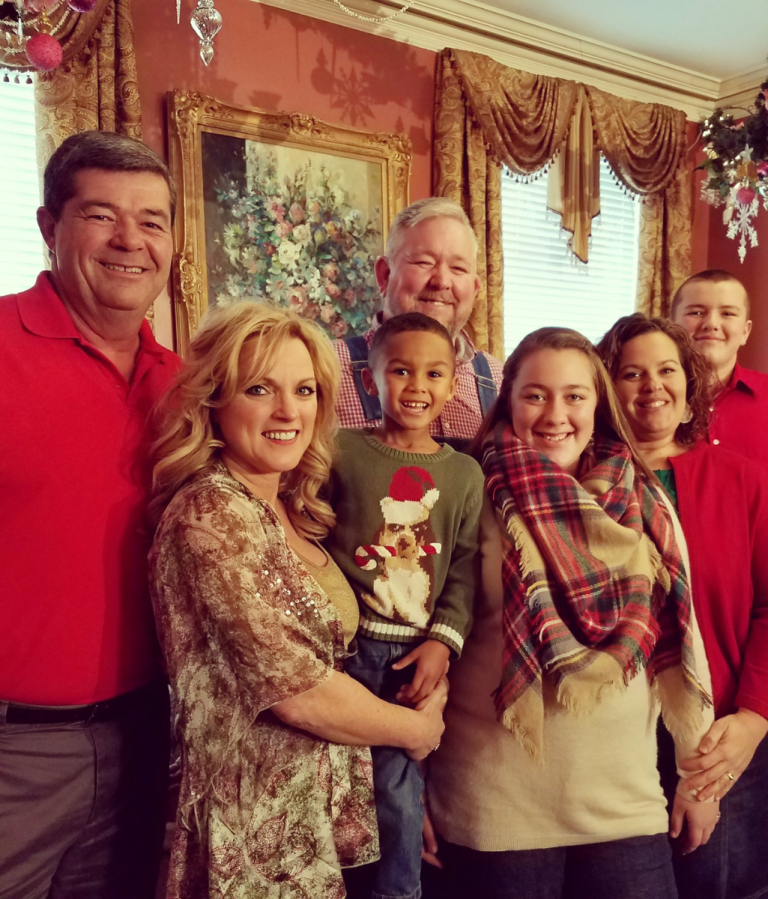 KEEPING THE LEGACY ALIVE: Rhonda Vincent Joins Daughters in a Heartfelt ...